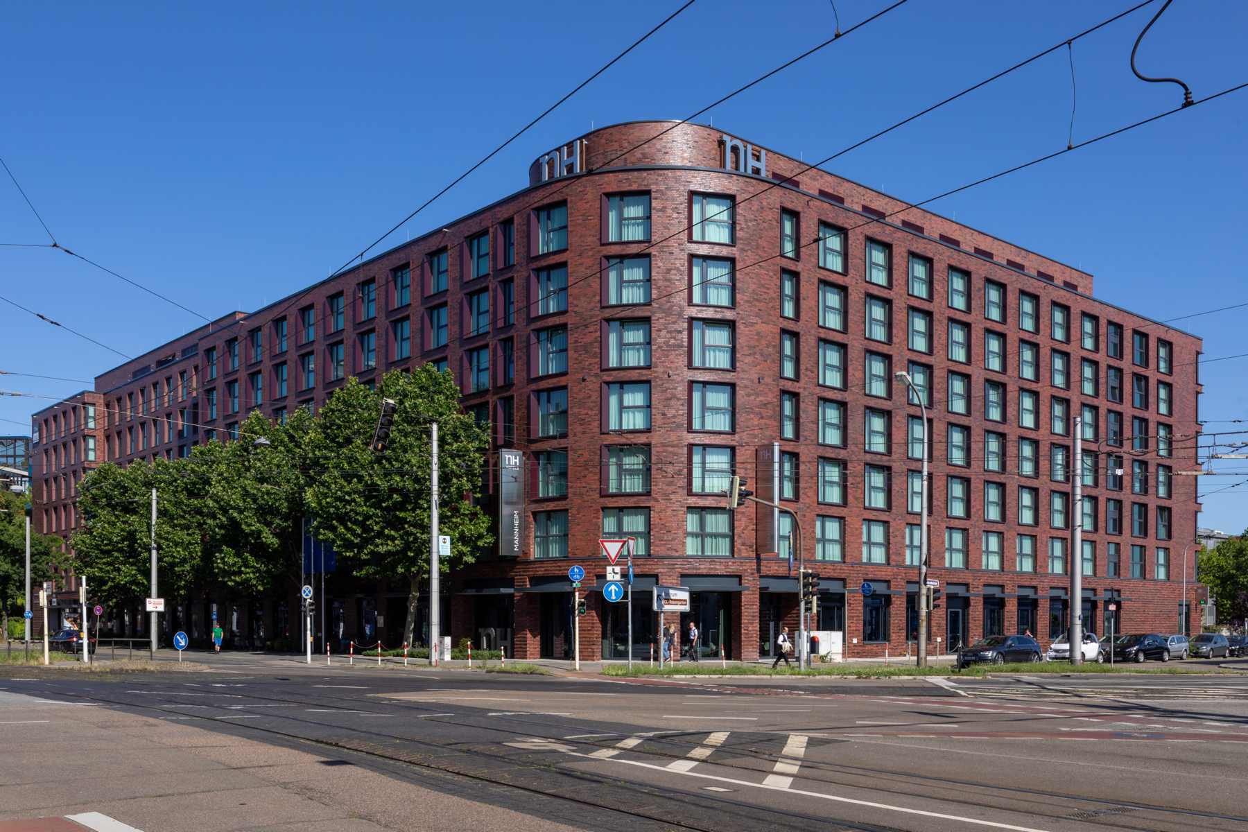 nH + niu Hotel | Mannheim | 2019 - pbp.architekten