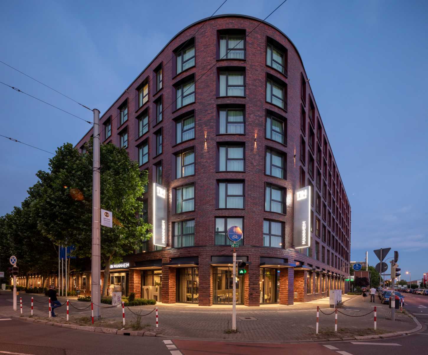 nH + niu Hotel | Mannheim | 2019 - pbp.architekten
